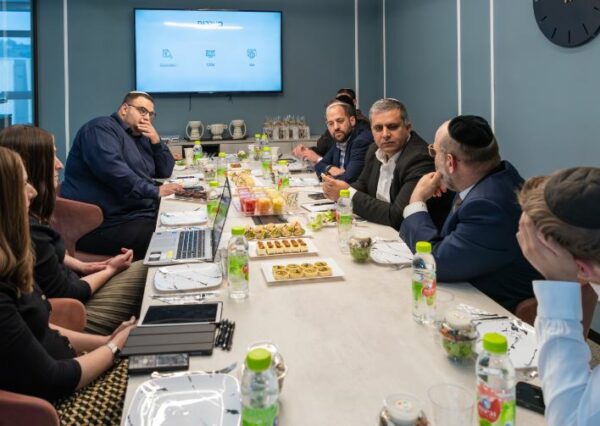 Minister Forecasts Huge Aliyah Jump from Western Countries – Chaim V ...